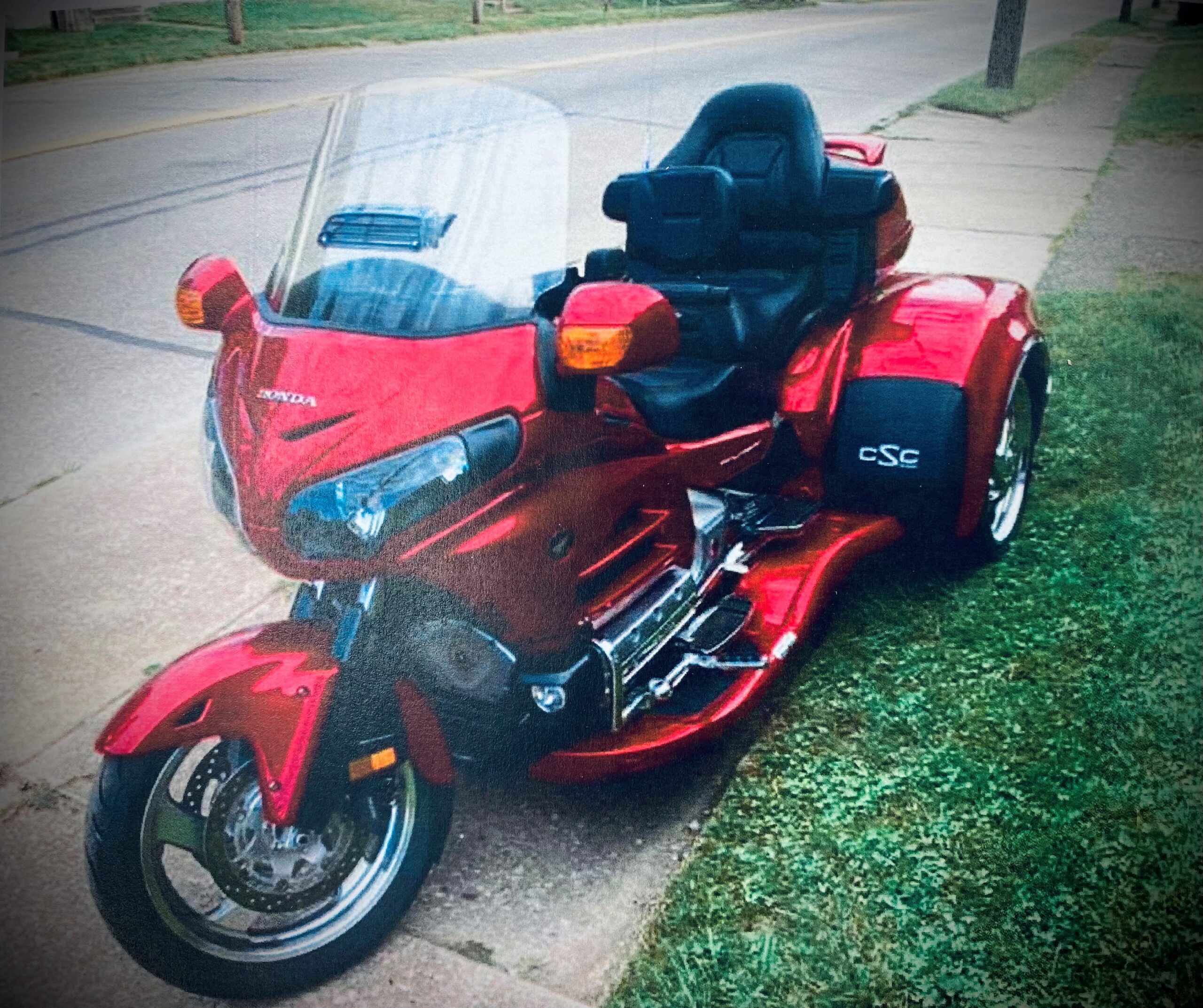 Honda Goldwing 1800 - 2013 CONVERSION CSC 2023 | Produits Denray